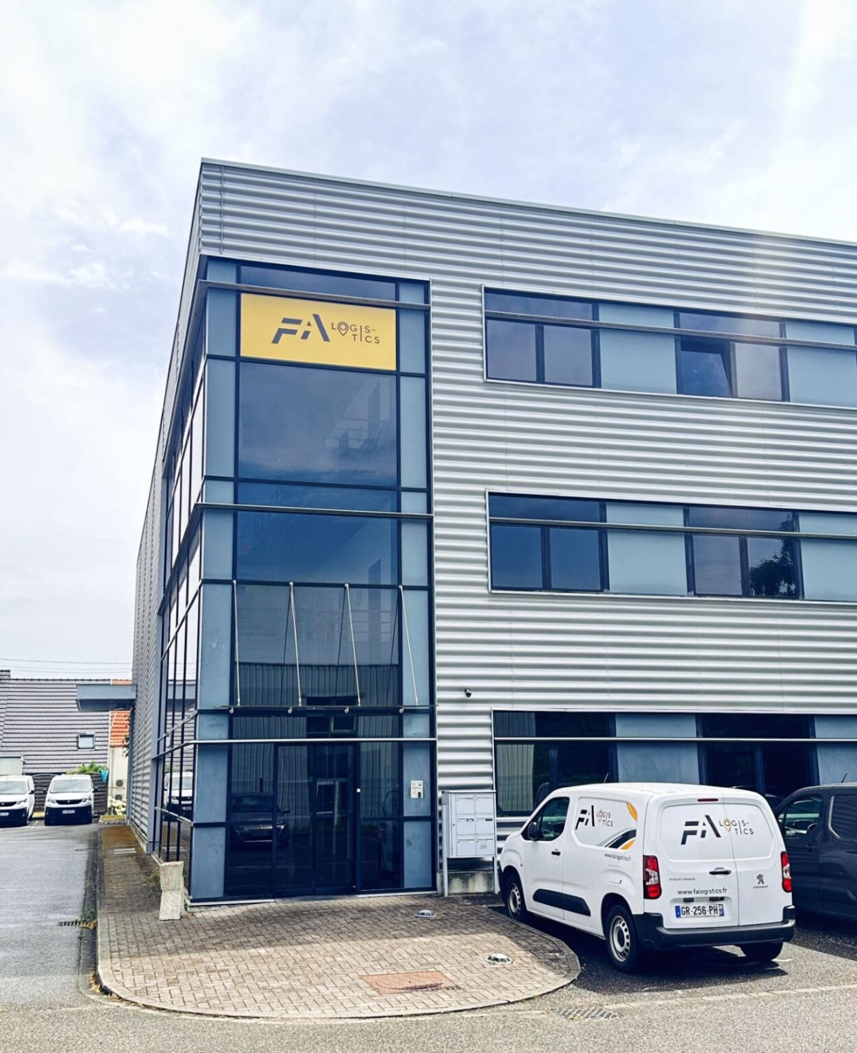 Entreprise FA LOGISTICS : Transport Marchandises - Strasbourg & Île-de ...